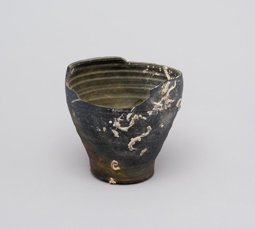 Roman pottery jar - Collections Online