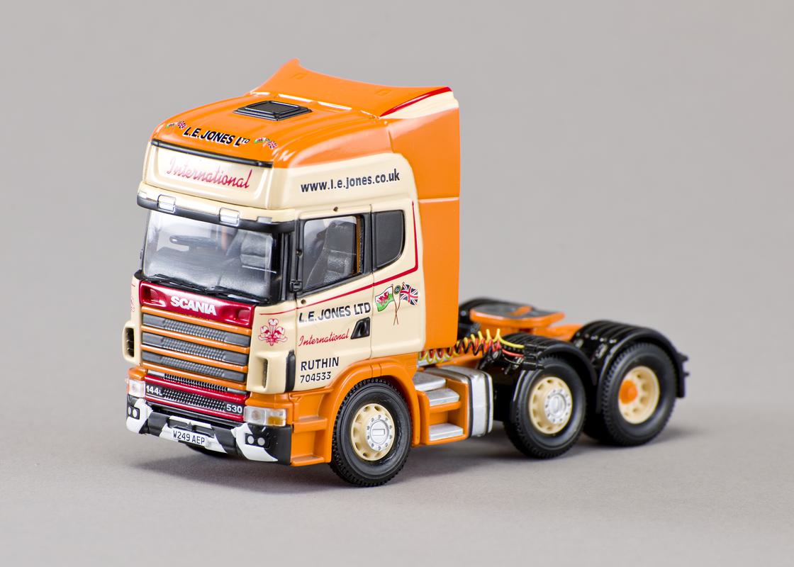 L.E. Jones Ltd., lorry model - Collections Online