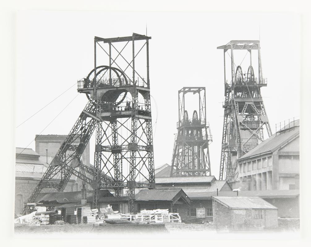 Oakdale Colliery, photograph - Collections Online