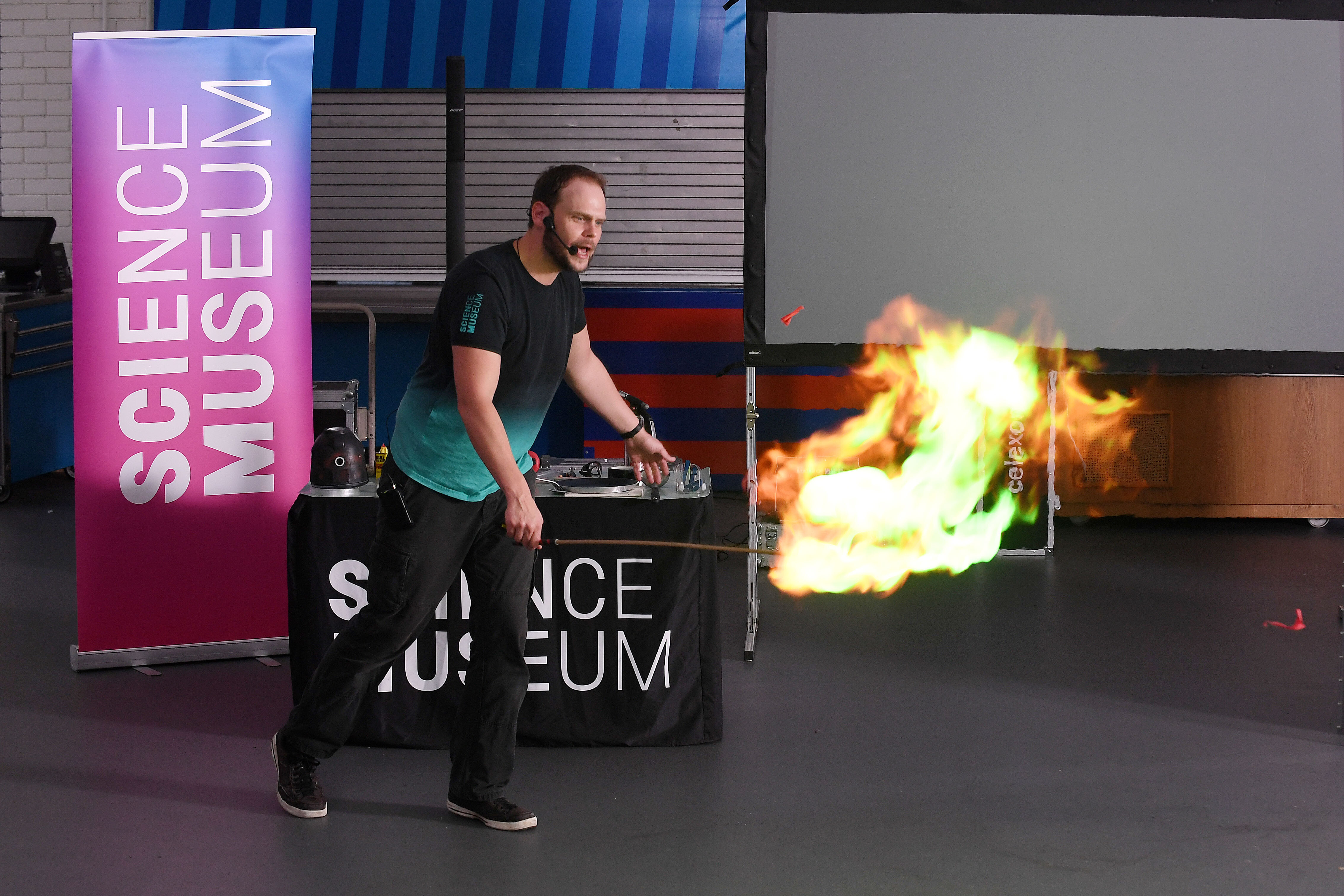 Schools enjoy Tim Peake's Spacecraft activities | Museum Wales