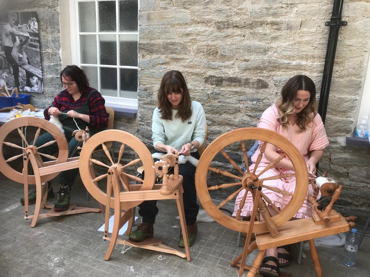 Introduction to Spinning: From Fleece to Fabric | Museum Wales