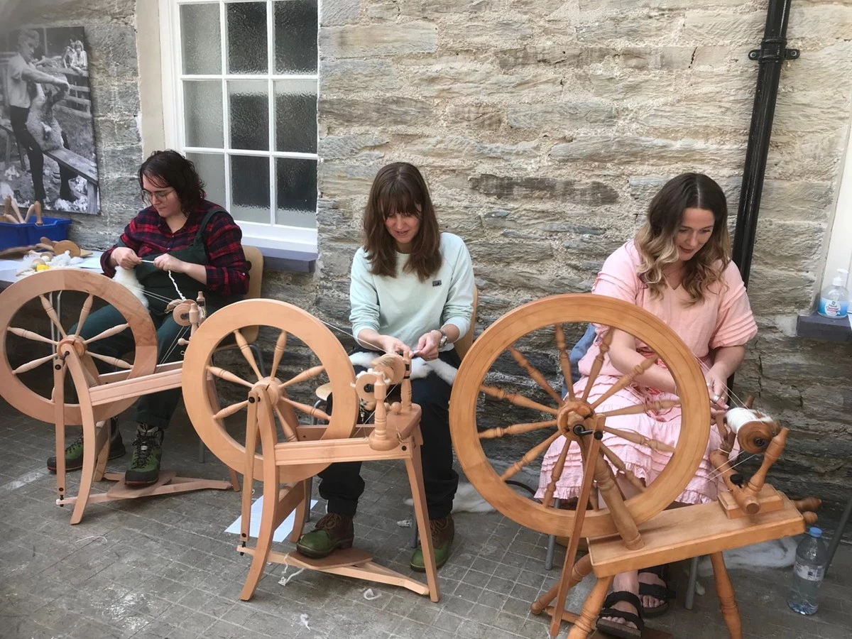 Taster Session: Learn to Spin | Museum Wales