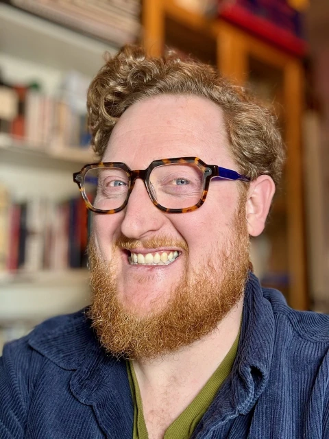 7 Questions, 1 poem and a cover with Siôn Tomos Owen | Museum Wales