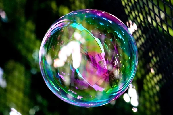 Bubbles and Balloons! Science Show + BSL | Museum Wales